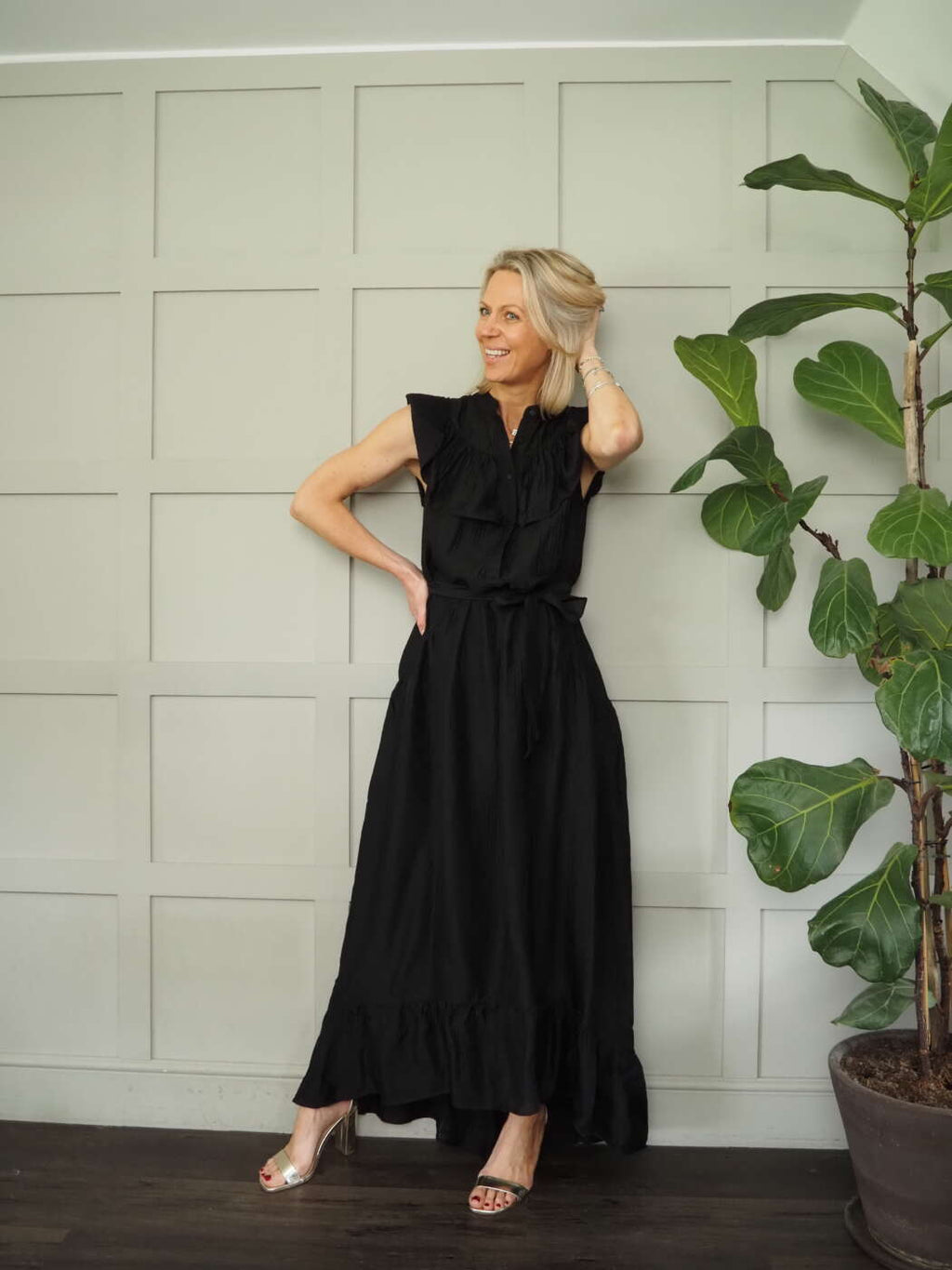 Morello Sleeveless Maxi Dress - Black, Khaki, Off White – Bricks & Stitches